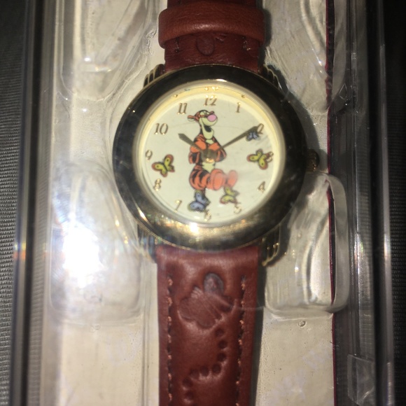 Disney | Accessories | Womens Tigger Watch | Poshmark